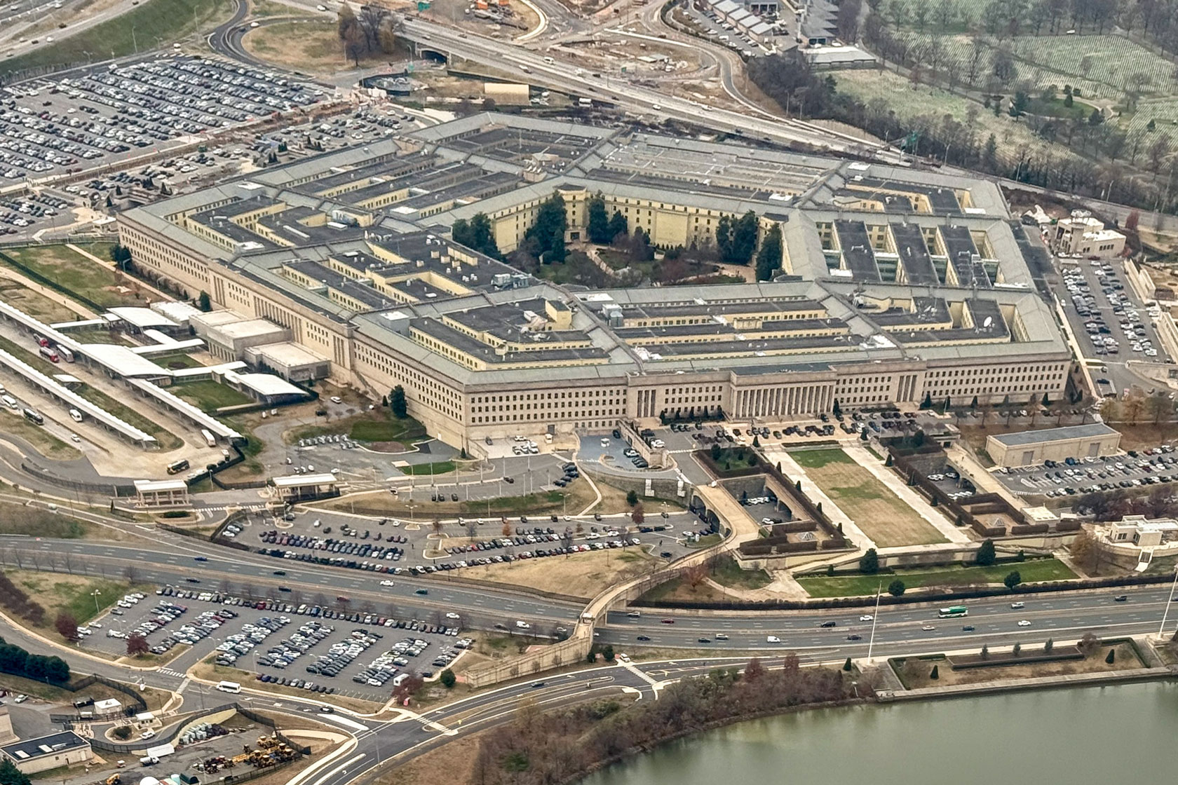 The Risks of Trump's Politicization of the Military - Center for ...